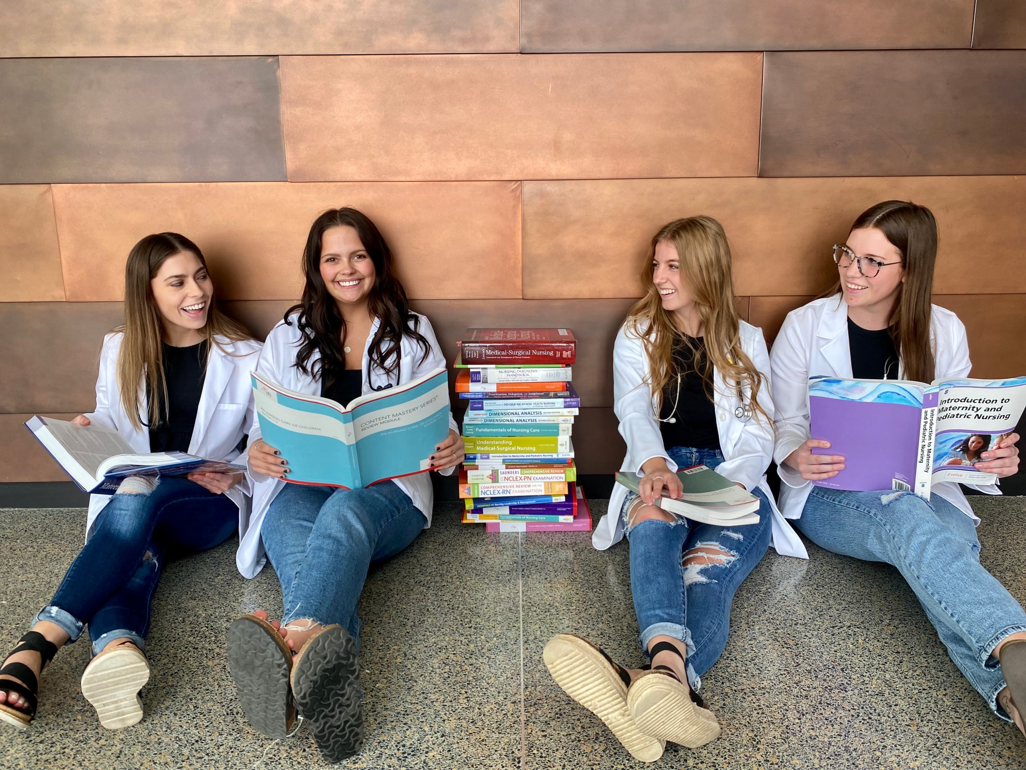 ASSOCIATE DEGREE NURSE (RN)